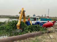 China Watermaster Amphibious Dredger Multifunctional 40 Inch Draught 20t Weight for sale