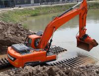 China 194KW Engine Amphibious Dredger for Weed Removal / Dirt Excavation for sale