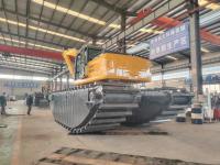 China Swamp Amphibious Excavator 90kw 500m³h Working Capacity for Construction Works for sale