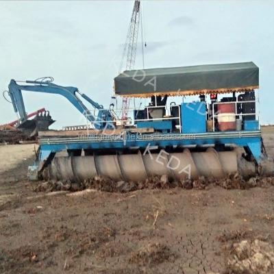 China 2000 kg Amphibious Dredger 6.5m Dredging Depth 1500m Discharge for Port River Lake Sea for sale