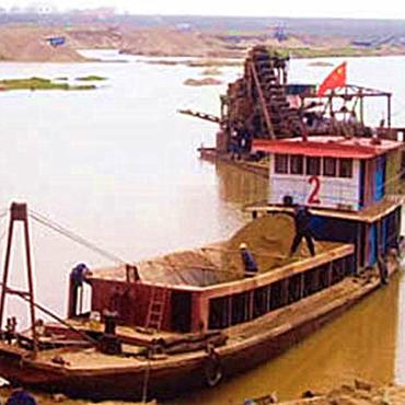China Diesel Engine Sand Dredger for River / Sea Dredging ISO9001:2008 Certified for sale