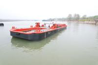 China Customized Sand Carrier Barge 15m3 for River Dredging with Jet Suction Dredger for sale