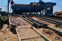 China Gold Refining Plant 100-150 t/h Capacity 50kW Power for Clay Soil Mining for sale