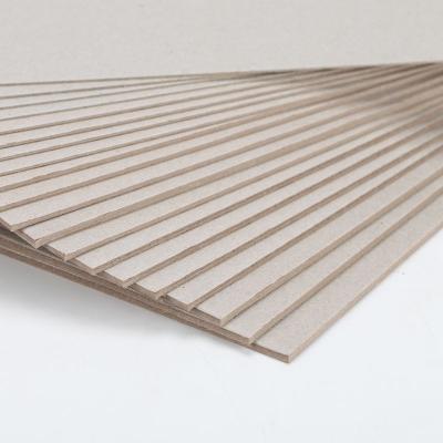 China Single Side Coating Thick Cardboard Sheets Made from Recycled Pulp Style for sale