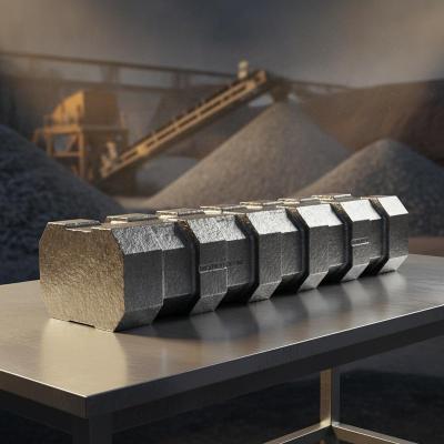 China Investment Process Sand Mould Casting Wear Resistant Castings Blow Bar with 500-540 HB Hardness for Crusher Wear Parts for sale