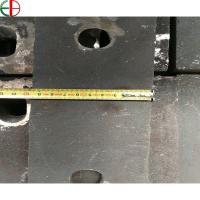 China Crusher Wear-resistant Plates, Iron Ore Mining, Factory-customized High Manganese Steel Casting Impact Plates for sale