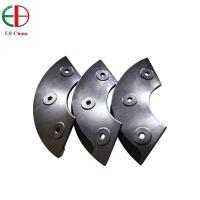 China Ni-Hard Cast Iron Curved Blade, High Wear Resistance Concrete Mixer Wear Parts Nickel Hard Blade for sale