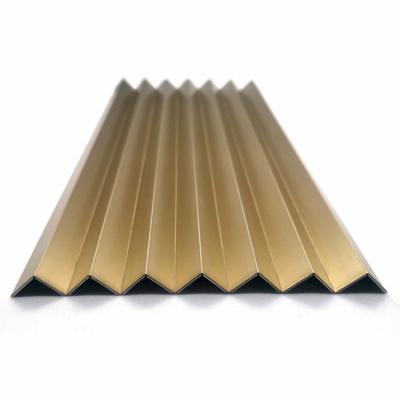 China Zr Brass Color Stainless Steel Tile Trim Continuous 90 Degree Triangle for sale
