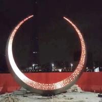 China Custom 304 316L Stainless Steel Sculptures with 10+ Year Color Guarantee for Outdoor Art and Decoration for sale