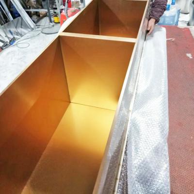 China Custom Stainless Steel Built-In Alcove with PVD Brass Color Finish - SUS 304/316 Grade, 15-30 Day Lead Time for sale