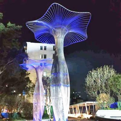 China 316L Stainless Steel Mushroom Garden Sculpture - Custom Sizes, 10+ Year Color Guarantee, Mirror/Hairline Finish for sale