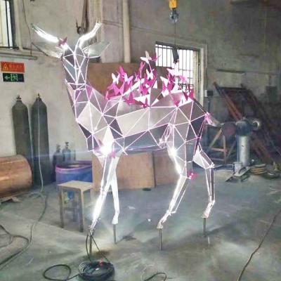 China ISO9001 Metal Deer Garden Sculpture SUS 316L Stainless Steel with Mirror Finish - 35-60 Day Lead Time for sale