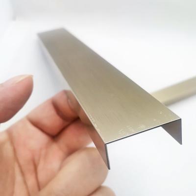 China Gold Brushed U-Shape 304 Stainless Steel Tile Edging 12mm for Hotel Decoration for sale