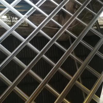 China 316 Stainless Steel Fabricated Metal Table 0.8mm Anti-Fingerprint CE ISO TUV for sale