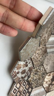 China Gold PVD Stainless Steel Mosaic Tile 300x300mm for Interior Wall Decoration for sale