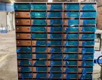 China Custom Stainless Steel Display Cabinet - SUS 304/316 Grade with 25-40 Day Lead Time for Office and Commercial Use for sale