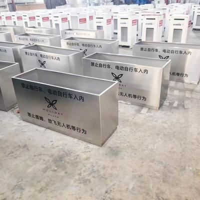China Custom 316L Stainless Steel Planters for Urban Street Greening Projects for sale