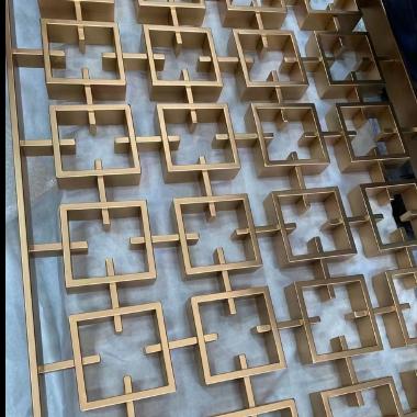 China Stainless Steel Screen Partition 304 316 Custom Size PVD Colored Room Divider for sale