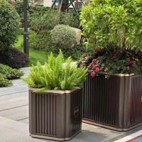 China Custom Stainless Steel Planters 304/316L Grade with 10+ Year Color Guarantee for Hotel Villa Garden Decoration for sale