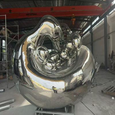 China Custom Outdoor Stainless Steel Sculpture Mirror Polished SUS304 Art Decor for Square for sale