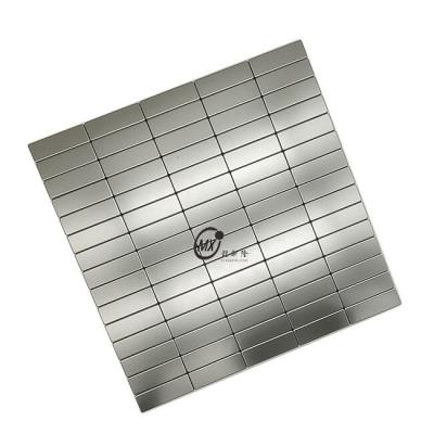 China Stainless Steel Metal Mosaic Tile 300x300mm Hairline Finish for Wall Decor for sale