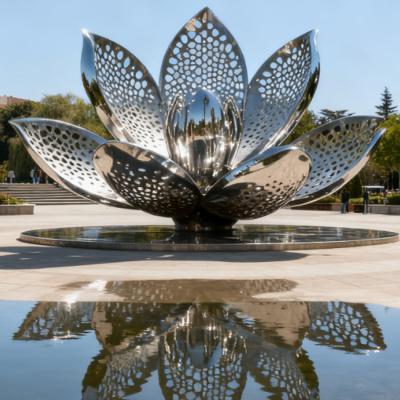 China Custom 316L Stainless Steel Sculpture Mirror Gold Titanium Finish Outdoor Park Art for sale