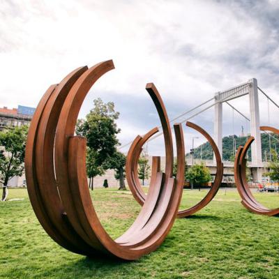 China Large Rustic Corten Steel Ring Sculpture Abstract Metal Art for Garden Decoration 2-4mm for sale