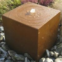 China ISO9001 Corten Steel Cascade Cubic Block Floating Water Feature for sale