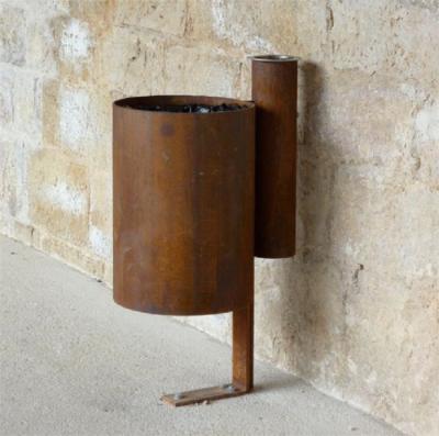 China Antique Corten Steel Urban Trash Can 390mm Round Metal Litter Bin 800mm Height for sale