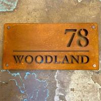 China Vintage Corten Steel Wall Art House Number Sign 304 Grade Custom Size for sale