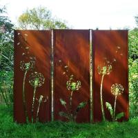 China Decorative Corten Steel Garden Screen Dandelion Pattern 2mm Thick Custom Size for sale