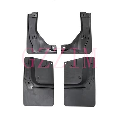 China Customized Auto Parts Fender Mud Guard Splash Guards For Toyota Hiace 2005 for sale