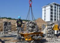 China Environment - Friendly SPF400B Hydraulic Pile Breaker Pile Diameter 300-400mm Cut Concrete Pile, To Break Square Pile for sale