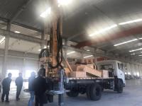 China SNR200C Crawler Mounted Waterwell Drilling Rig Full Hydraulic Drilling Rig To Drilling Water Well for sale