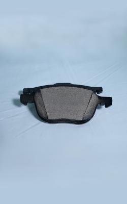 China 0.5 Inches Ceramic Brake Pads high temperature For Ford Vehicles for sale