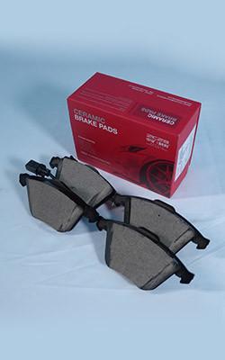 China Chamfered Ceramic Brake Pads 4 Pieces For Improved Braking Efficiency for sale