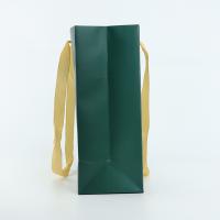 China 210gsm Coated Printed Luxury Paper Bags Glossy Lamination for Shopping Custom Logo for sale