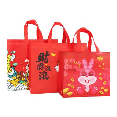 China Custom Reusable PP Woven Laminated Shopping Tote Bag 100-180 GSM Biodegradable for sale