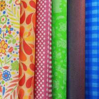 China PP Nonwoven Fabric Tablecloth Rolls 160-320cm Biodegradable Disposable Bed Sheet Raw Material for sale