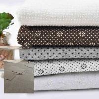 China PP Non Slip Non Woven Printed Fabric 140gsm 98cm Custom Colors Soft Feeling Roll for Household Use for sale