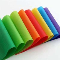 China 70cm Shrink Resistant Non Woven Wrapping Paper 80gsm Breathable Floral Packing for sale