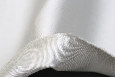 China Alkali Free Reinforced Fiberglass Fabric For Welding Blanket Fire Curtain for sale