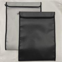 China Silver Fireproof File Bag Non Irritating Fiberglass 1000℉ 17x27cm for sale