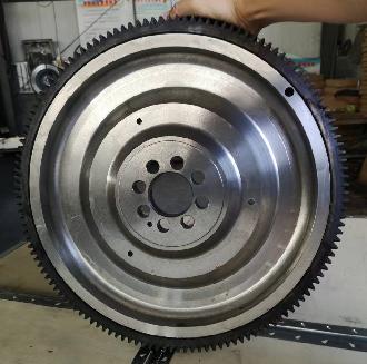 China 13450-E0G71 HEAVY DUTY TRUCK FLYWHEEL ASSEMBLY OEM BODY PART FOR HINO 500 for sale