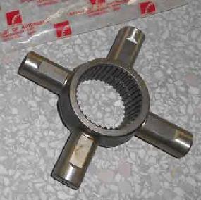 China 41371-1270 TRUCK PART DIFFERENTIAL CROSS SHAFT FOR HIN0 700 SERIES HEAVY TRUCK for sale