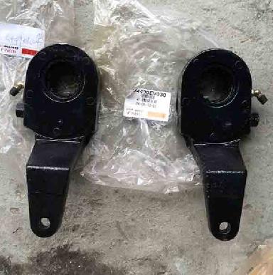 China S4490-EV030 / S4490-EV040 REAR MANUAL SLACK ADJUSTER PAIR (LEFT & RIGHT) FOR HINO for sale