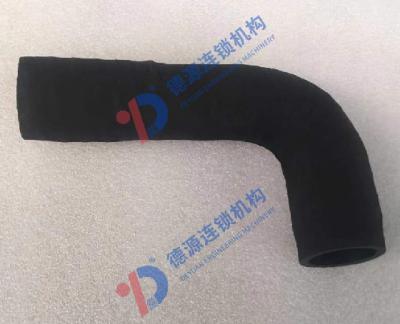 China 1-21437618-1 TRUCK RADIATOR COOLANT HOSE FOR ISUZU TRUCK ENGINE COOLING SYSTEM for sale