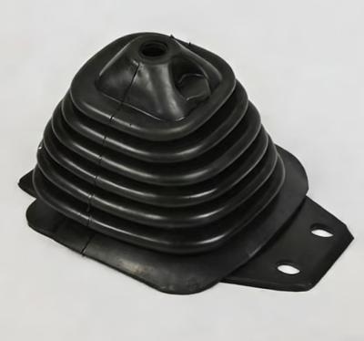 China TRUCK SPARE PART 1-33659068-0 GEARSHIFT LEVER DUST COVER FOR ISUZU TRUCKS for sale