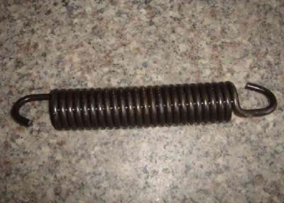 China TRUCK SPARE PART 1-09583175-0 BRAKE SHOE RETURN SPRING FOR ISUZU TRUCKS for sale