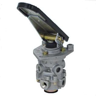China MC807291 BRAKE FOOT VALVE ASSY REPLACEMENT FOR MITSUBISHI FUSO TRUCK MODELS for sale